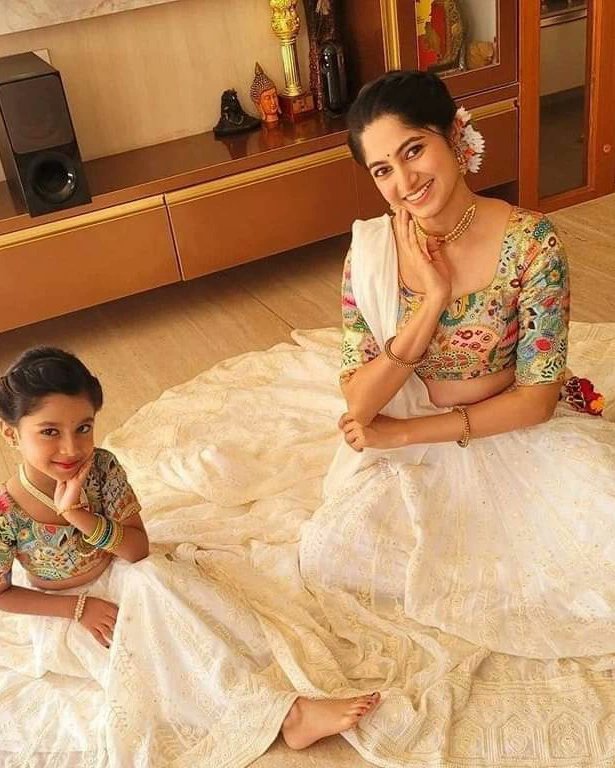 ಖುಶಿ ರವಿ Photos & Images # 1733 - Filmibeat Kannada