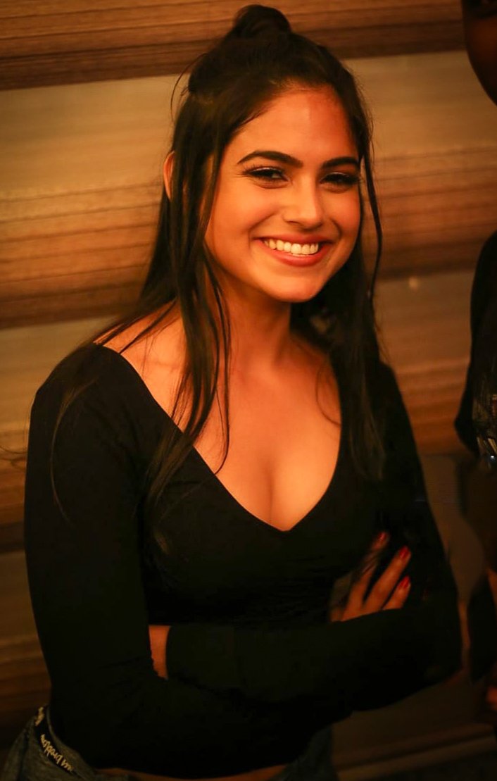 ನೈನಾ ಗಂಗೂಲಿ Photos & Images # 4012 - Filmibeat Kannada