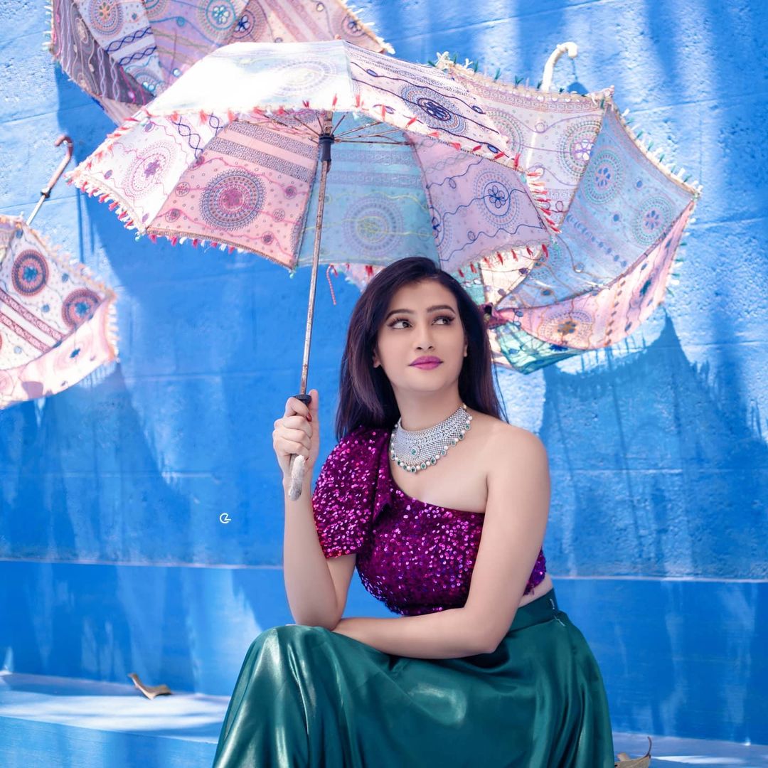 ರಮೋಲಾ Photos & Images # 6195 - Filmibeat Kannada