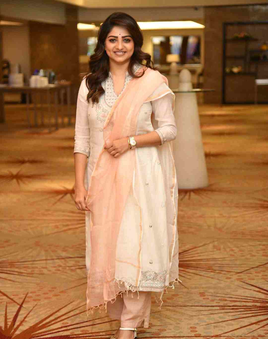 Kranti Photos & Images # 14333 - Filmibeat Kannada