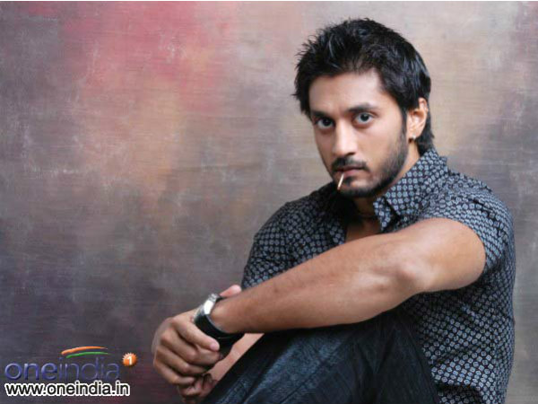 ಮತ್ತೆ ಬಣ್ಣ ಹಚ್ಚಲು ಬಂದ್ರು 'ಮೈನಾ' ಚೇತನ್, ಇಷ್ಟು ದಿನ ಎಲ್ಲಿದ್ರು.? | Kannada ...