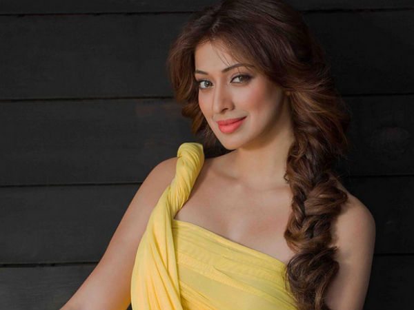 'ಝಾನ್ಸಿ'ಯಾಗಿ ಕನ್ನಡಕ್ಕೆ ವಾಪಸ್ ಬಂದ ಲಕ್ಷ್ಮಿ ರೈ | actress lakshmi rai came ...