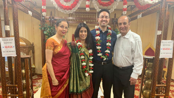 Mano Murthy Son Naveen Marriage : ಮೋನಿಕಾ ಜೊತೆ ಸಪ್ತಪತಿ ತುಳಿದ ಮನೋಮೂರ್ತಿ ...