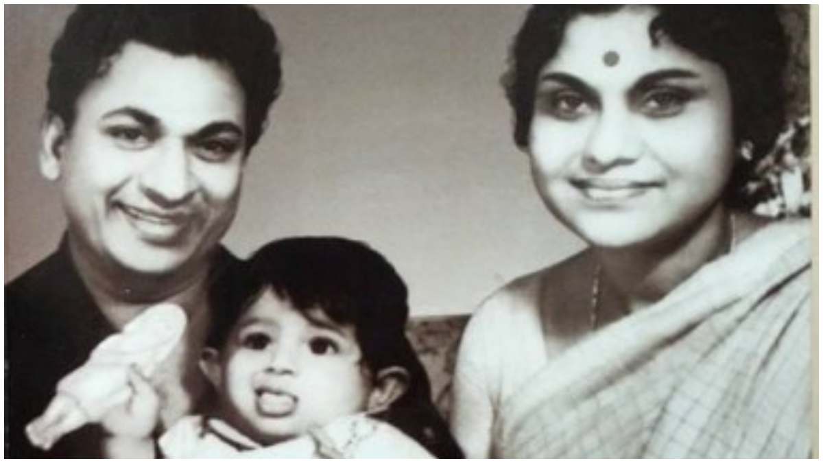 ಡಾ. ರಾಜ್‌, ಲೀಲಾವತಿ ಹಾಗೂ ವಿನೋದ್ ರಾಜ್‌ ಒಟ್ಟಿಗಿರುವ ಫೋಟೊ ಫೇಕ್.. ಫೇಕ್ ...