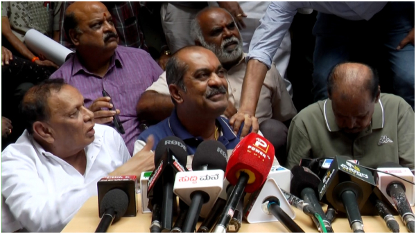 ಸುದೀಪ್, ಕುಮಾರ್, ರಮೇಶ್ ನಡುವಿನ ವ್ಯವಹಾರವೇನು? ಹಳೇ ಪತ್ರ ರಿಲೀಸ್.. ಏನಿದು ...